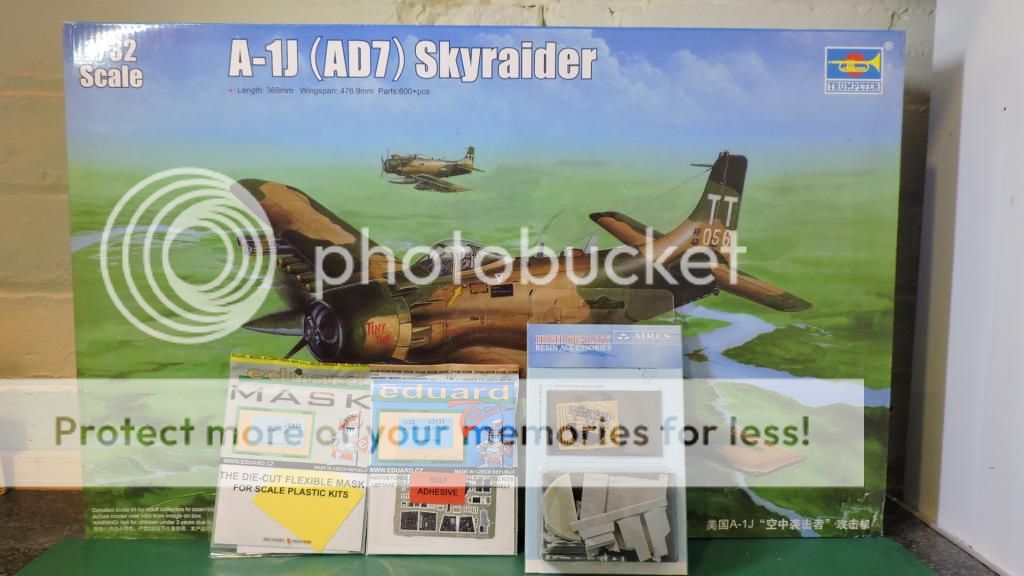 Trumpeter A1-j Skyraider Tiny Tim - International Scale Modeller