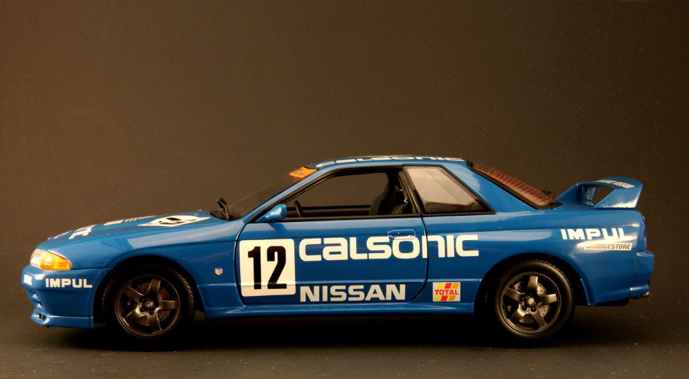 Nissan Skyline Impul R32 GT-R #12 Calsonic - Kyosho | DiecastXchange Forum